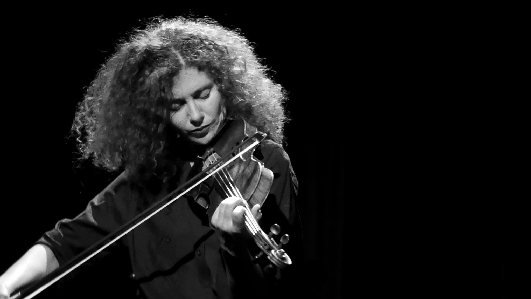 Biliana Voutchkova | BOOKING / EVENTS / PROMOTION